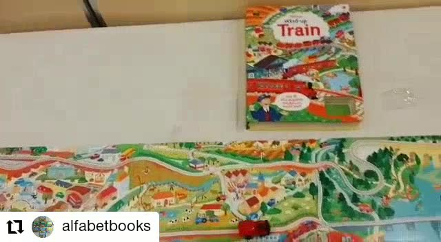 Jual Usborne Wind-up Train (with slot-together tracks) | Shopee Indonesia