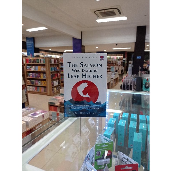 Jual Buku The Salmon Who Dared To Leap Higher Original Gramedia ...