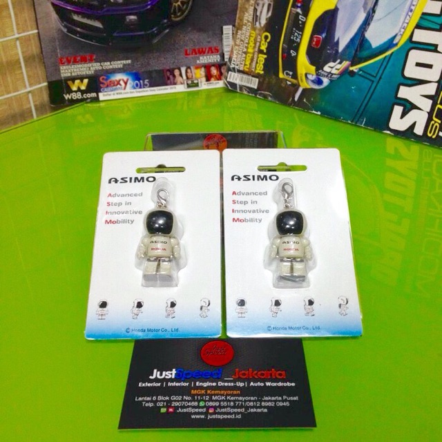 Jual Gantungan Kunci Asimo Honda - Keychain Asimo | Shopee Indonesia
