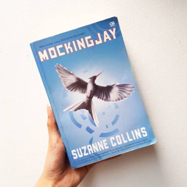 Jual Buku Mockingjay by Suzanne Collins | Shopee Indonesia