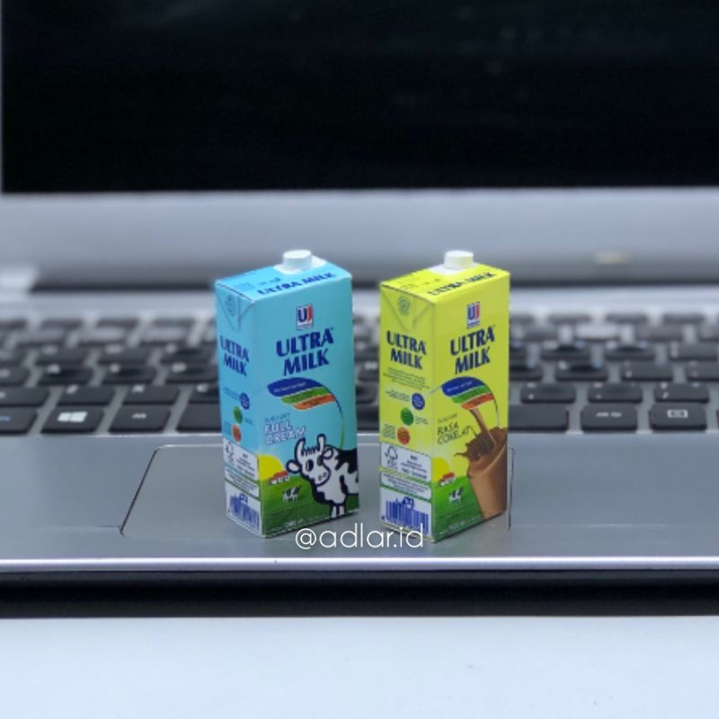 Jual MINIATUR MAGNET TEMPELAN KULKAS SOUVENIR PRODUK SUSU ULTRAMILK 1 ...