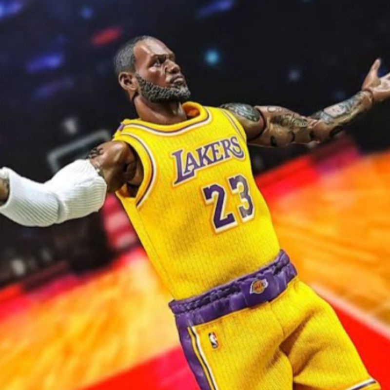 Jual Mafex NBA No 127 23 Lebron James Lakers Yellow Uniform Basket ...