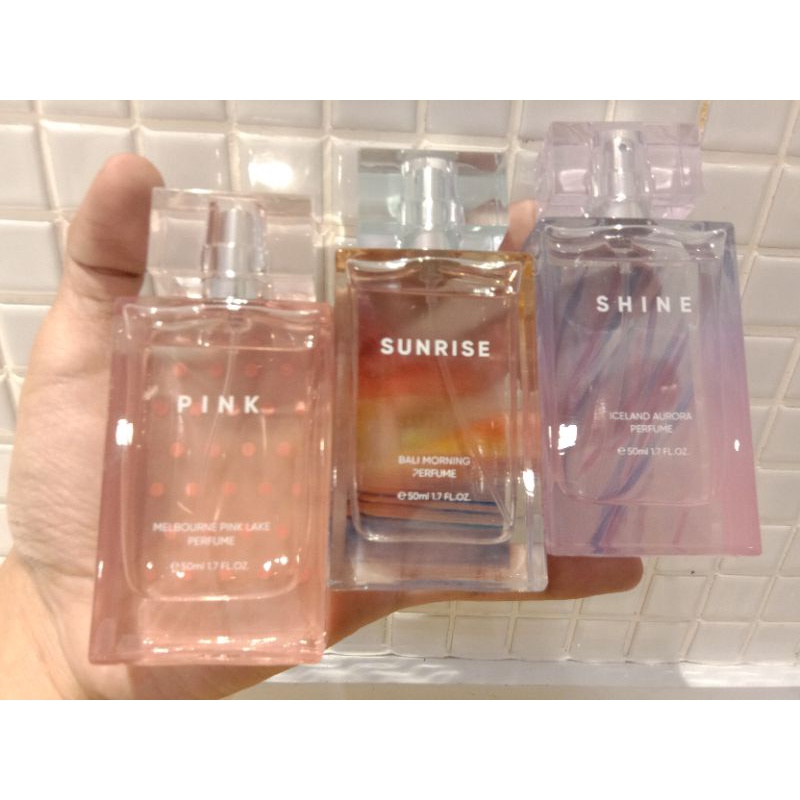 Jual MINISO PARFUM GREEN PINK LAKE SUNRISE BALI MORNING SHINE ICELAND ...