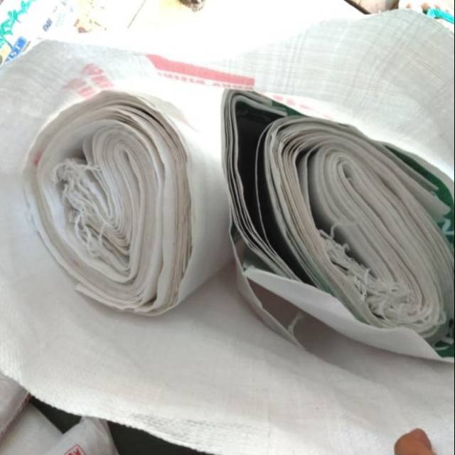 Jual Karung Plastik Baru Ukuran 25 kg Untuk Pasir , Rumput , Dll ...