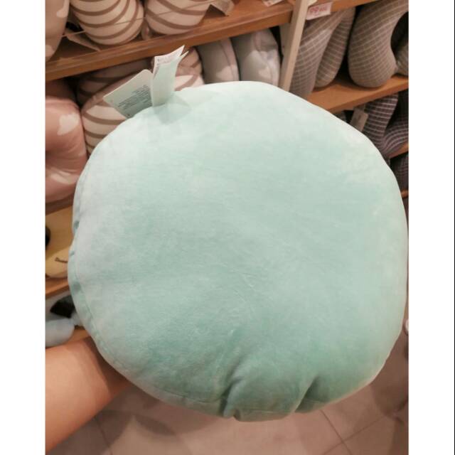 Jual MINISO - BANTAL BULAT LEMBUT 40cm | Shopee Indonesia