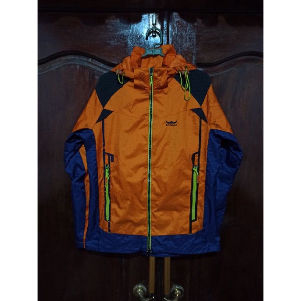 Jual Jaket Outdoor original by BFL OUTDOOR (second) | Shopee Indonesia