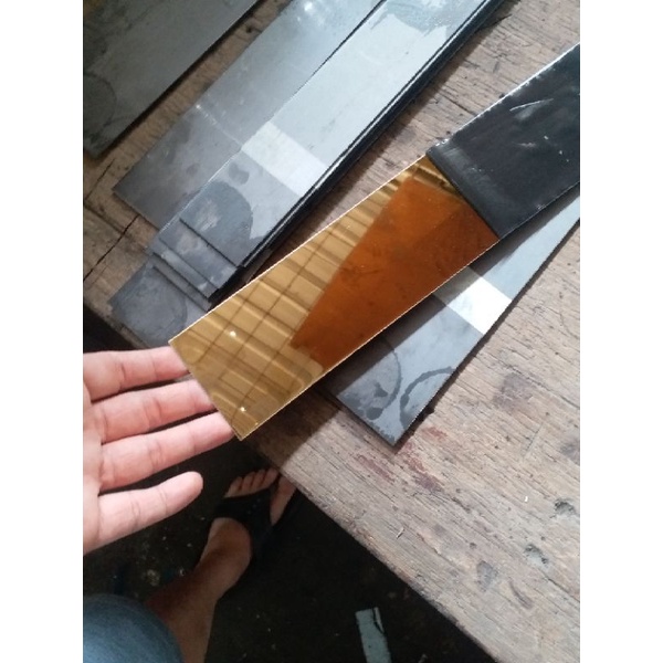 Jual list plat strip mirror gold stainless steel 201 2cm & 2,5cm tebal ...
