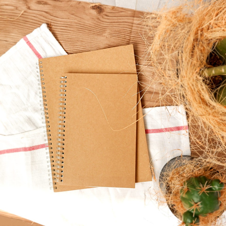 Jual Kraft Cover Spiral Grid Notebook / Buku Kotak-Kotak | Shopee Indonesia