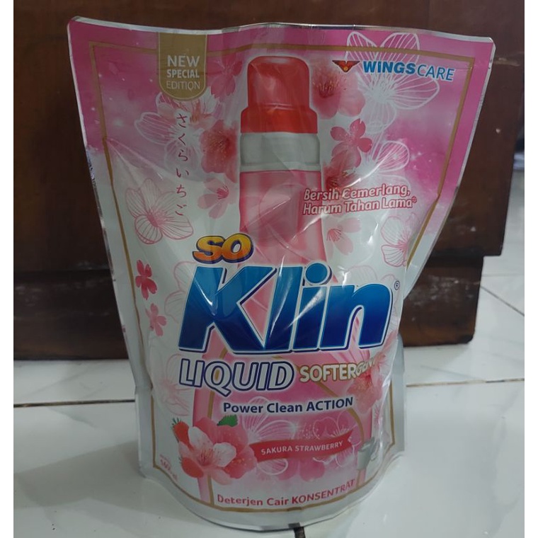 Jual So Klin Liquid Softergen Sakura Strawberry 1600 ml | Shopee Indonesia