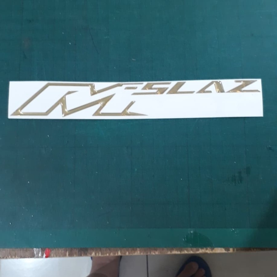 Jual sticker timbul mslaz ukuran 22 x3 cm warna gold dan silver ...