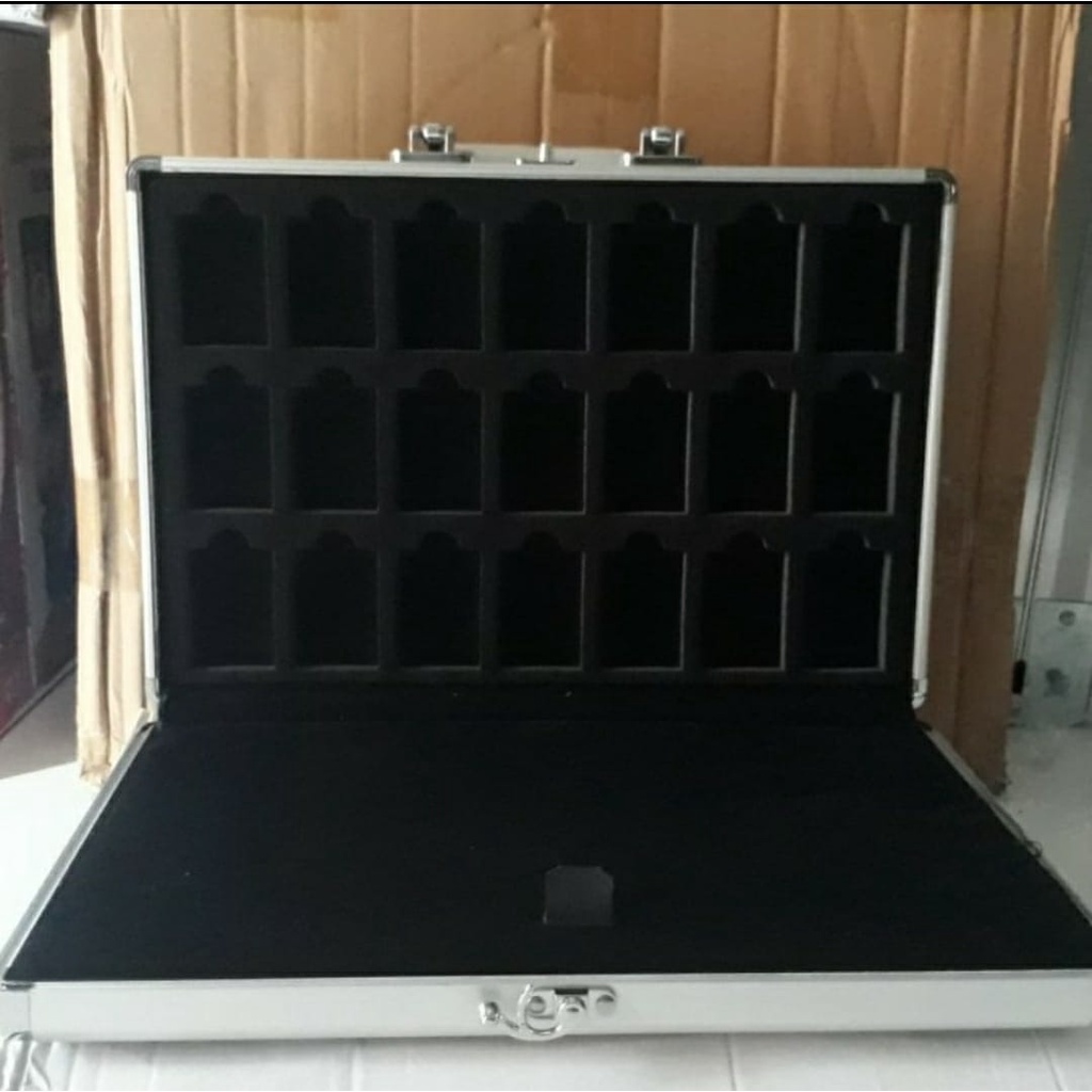 Jual Koper koleksi korek zippo box storage 8 dan 42 slot High Quality ...