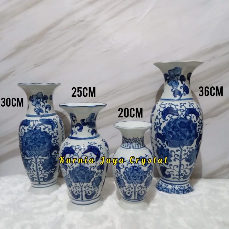 Jual Vas Bunga Keramik Biru Putih Motif Teratai Antik/ Pajangan Vas ...