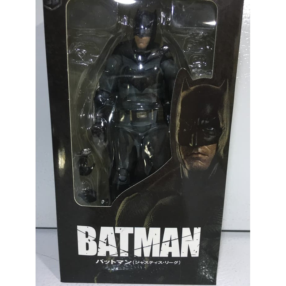 Jual Jual SHF Justice League 01 Batman Ben Affleck DC Universe Movie ...