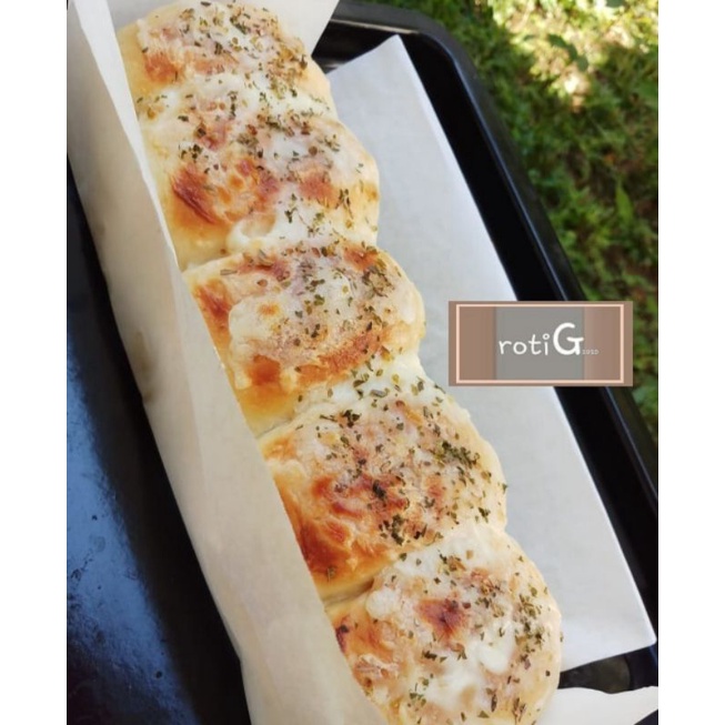 Jual Roti garlic rotiG (garlic cheese smoked beef) isi 5 | Shopee Indonesia