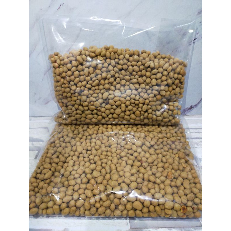 Jual Kacang atom / kacang licin / kacang botak / snack lebaran ...