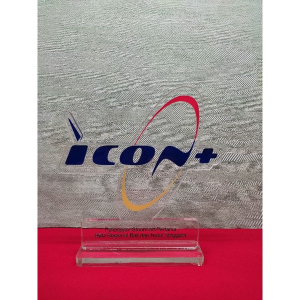 Jual plakat, ICON, Plakat Akrilik Wisuda, Plakat Wedding, Plakat ...