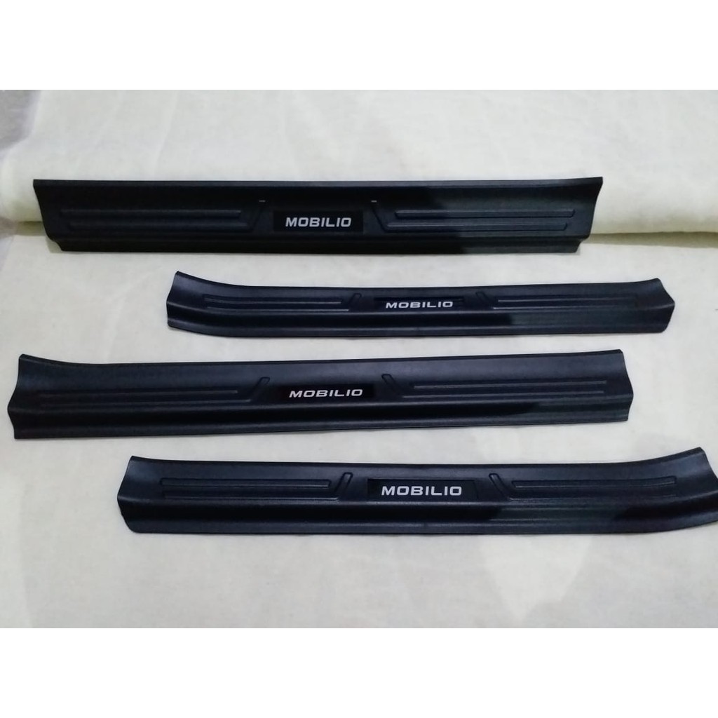 Jual Sillplate / Sill Plate Pintu Samping Plastik Hitam Honda Mobilio ...