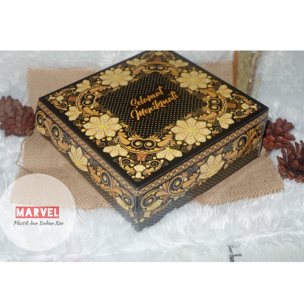 Jual Dus Nasi / Snack Box 18x18 Motif Batik Tebal isi 20pcs | Shopee ...