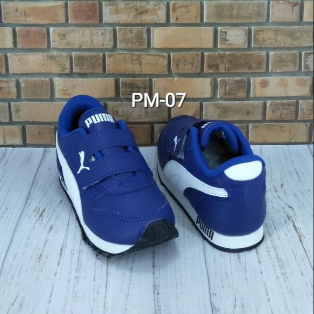 Jual Sepatu sekolah anak biru list putih | Shopee Indonesia