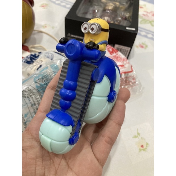 Jual mainan mcdonald despicable me minion | Shopee Indonesia