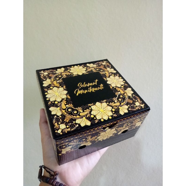 Jual DUS SNACK/BOX SNACK 12X12 / BOX BATIK CEPLIK /KUE/JAJAN | Shopee ...