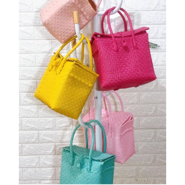 Jual tas anyam plastik model box, tas wanita murah, tas kekinian, tas ...
