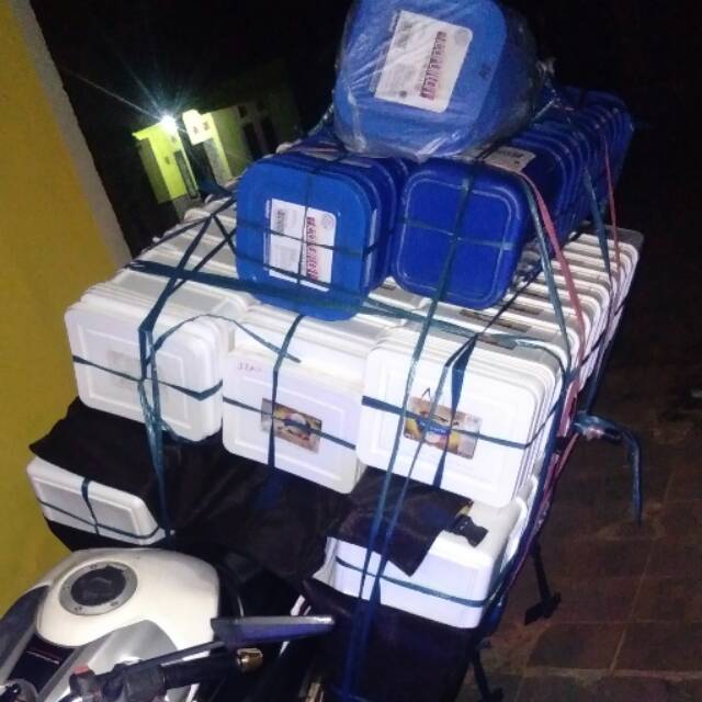 Jual EMBER / BOX ES KRIM 8-L (TANGAN PERTAMA) | Shopee Indonesia