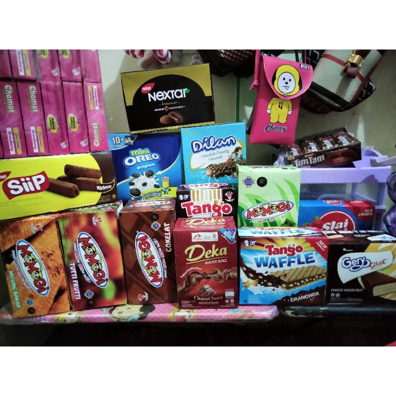 Jual Snack 1 kardus + Serok | Shopee Indonesia