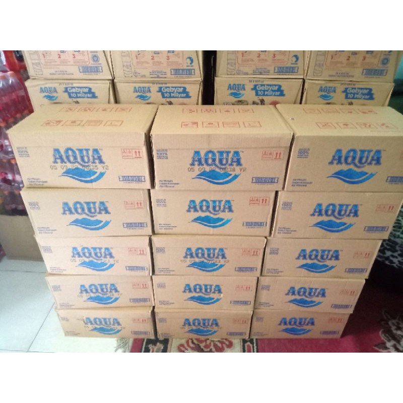 Jual aqua botol mini 330 ml | Shopee Indonesia
