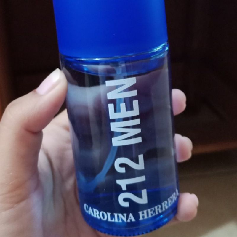 Jual Parfum pria 212 Men Splassh Blue Parfum (Original From Singapore ...