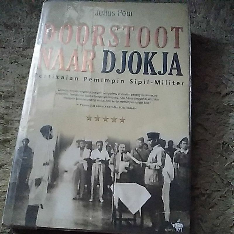 Jual Doorstoot Naar Djokja Julius Pour | Shopee Indonesia
