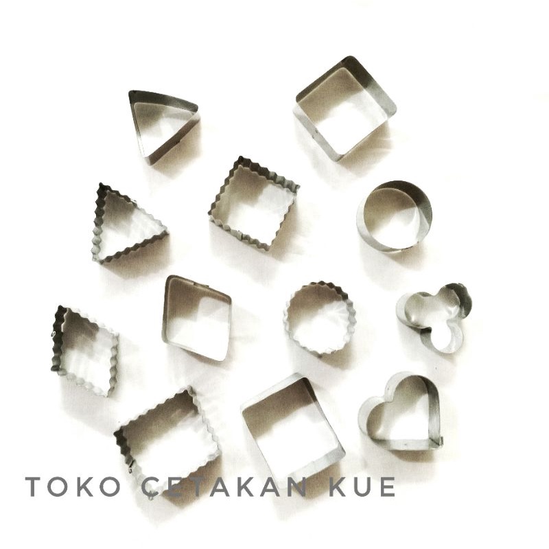Jual Cutter Hati Bulat Gerigi Kotak Segi Empat Wajik Persegi Panjang ...