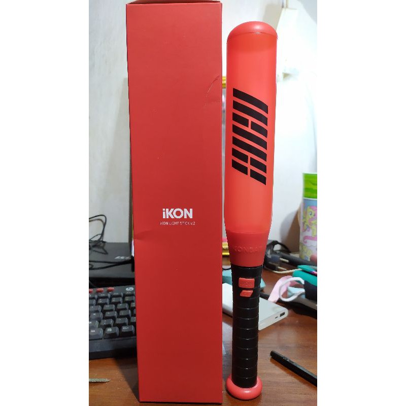 Jual iKON - Official Lightstick Ver.2 (KONBAT) | Shopee Indonesia