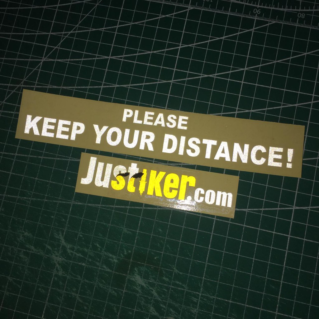 Jual Sticker Mobil Please Keep Your Distance! | Shopee Indonesia