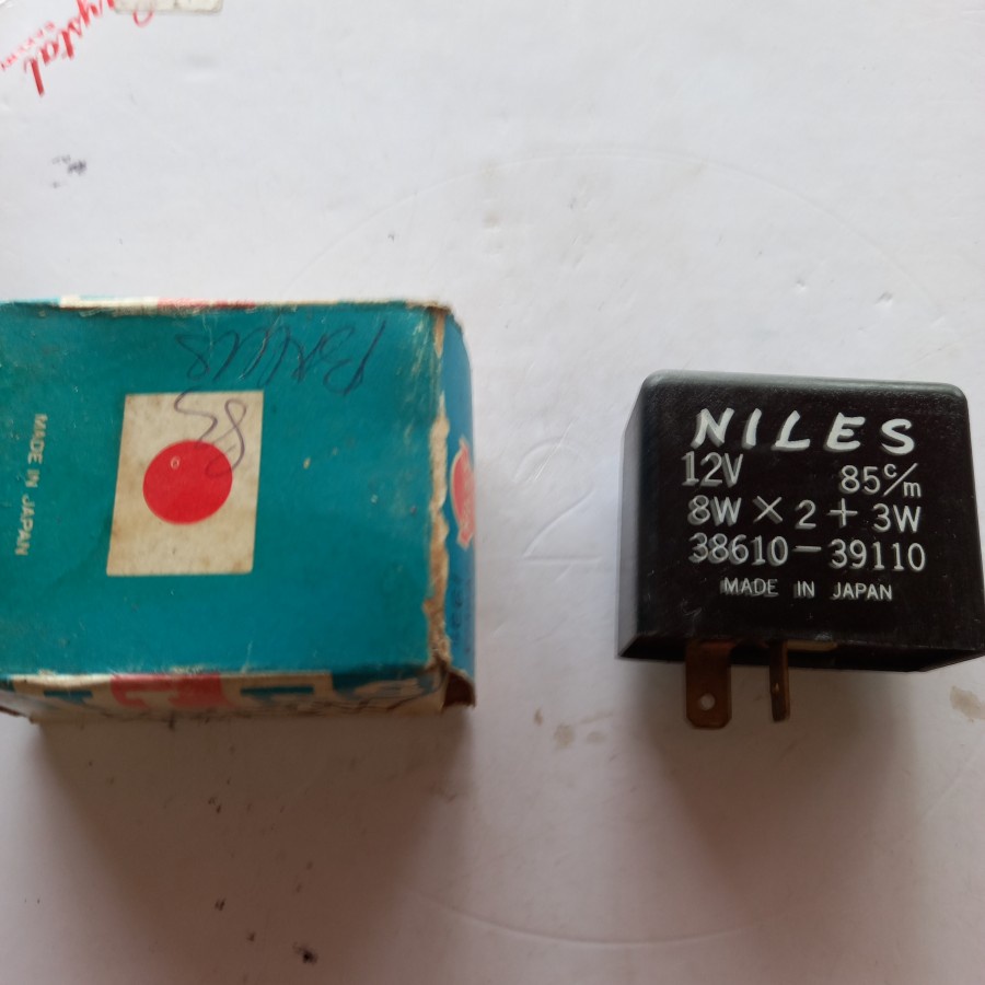 Jual Flasher Niles 12V 85C/M 8W×2+3W 38610- 39110 Made in Japan | Shopee Indonesia