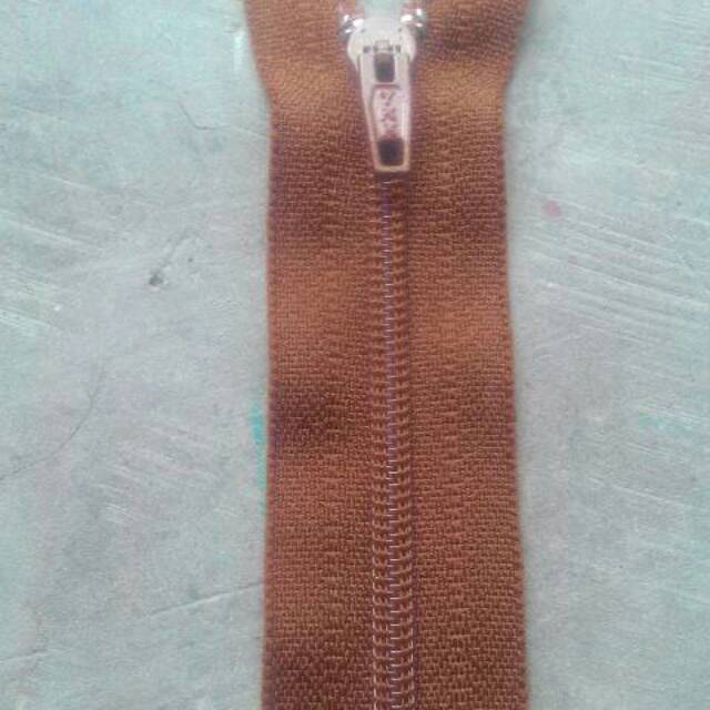 Jual Resleting YKK 30 cm Coklat Muda | Shopee Indonesia