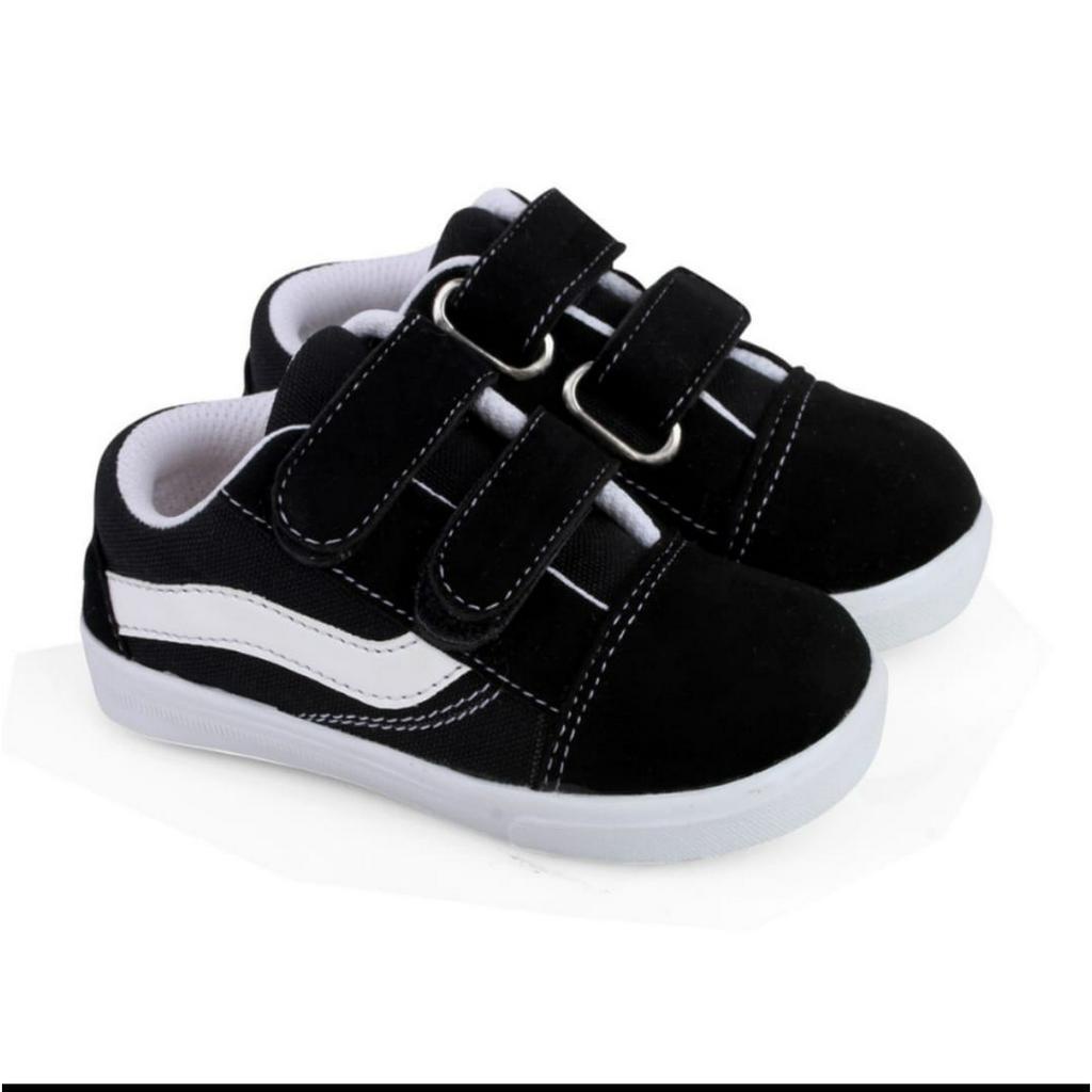 Jual Sepatu Sneaker Anak Laki Laki Bahan Canvas Suede Ringan Keren Usia ...