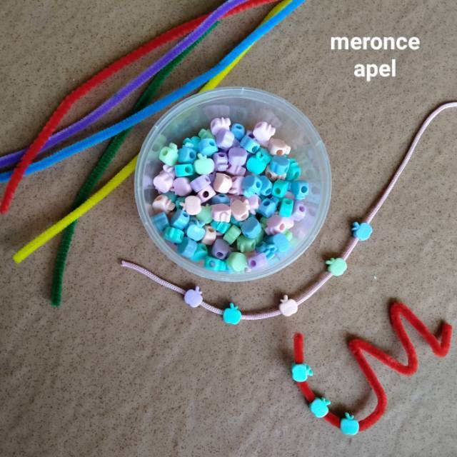 Jual galeri tigaH Biji Meronce plastik dengan tali dan pipe cleaner ...