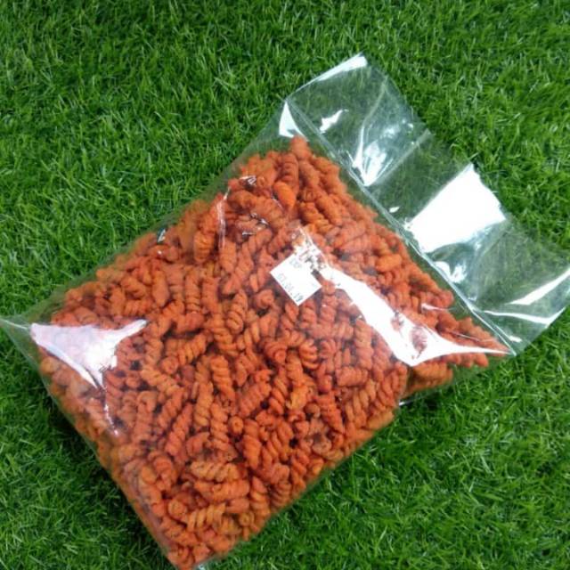 Jual Makaroni spiral mini balado/makaroni original/makaroni pedas ...