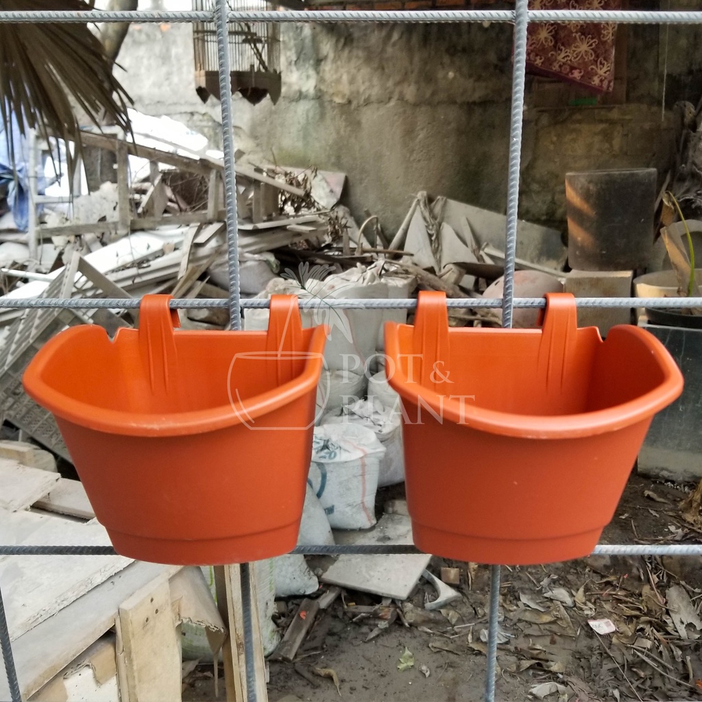 Jual Pot Tempel - Pot Dinding - Vertical Garden - COKELAT | Shopee ...