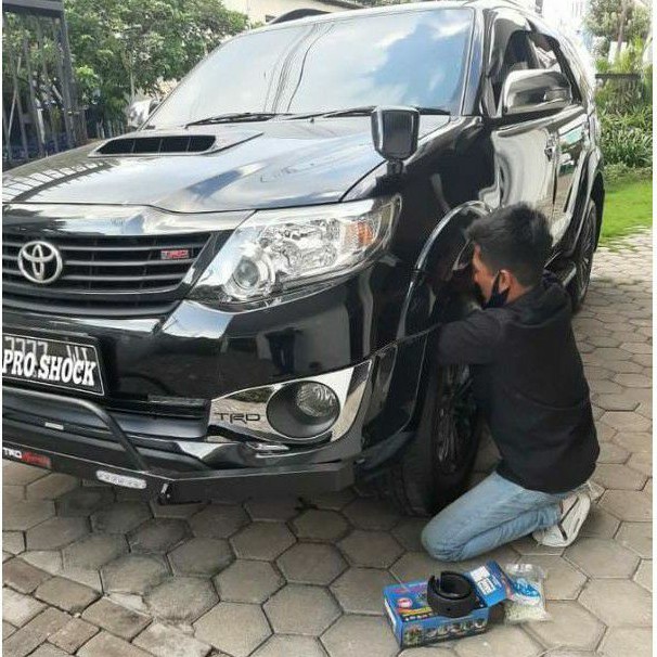 Jual Sport damper TOYOTA FORTUNER 2014-2015 per depan garansi 2 tahun ...