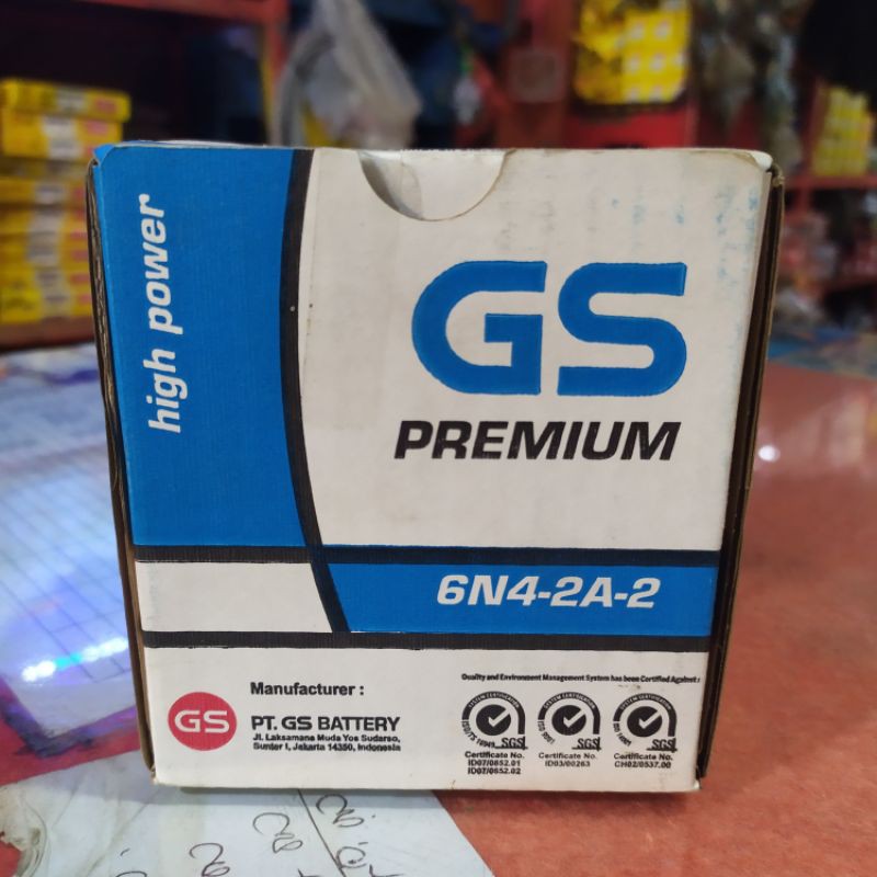 Jual AKI GS 6N4-2A-2 6V 4Ah/Hr - AKI BATERAI WIN | Shopee Indonesia