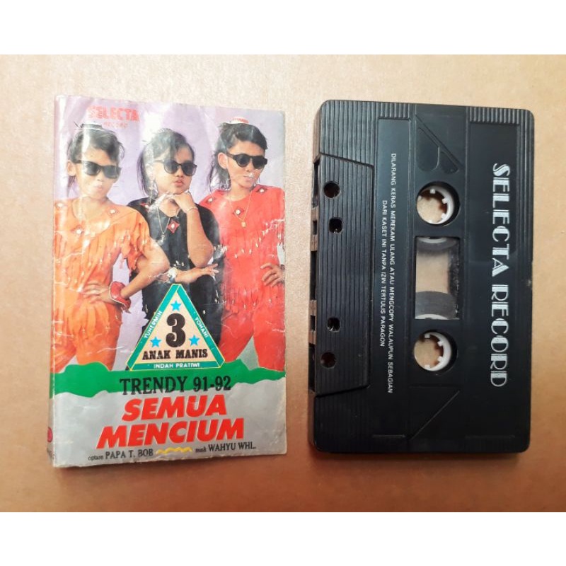 Jual kaset pita - 3 anak manis trendy 91-92 semuah mencium | Shopee ...