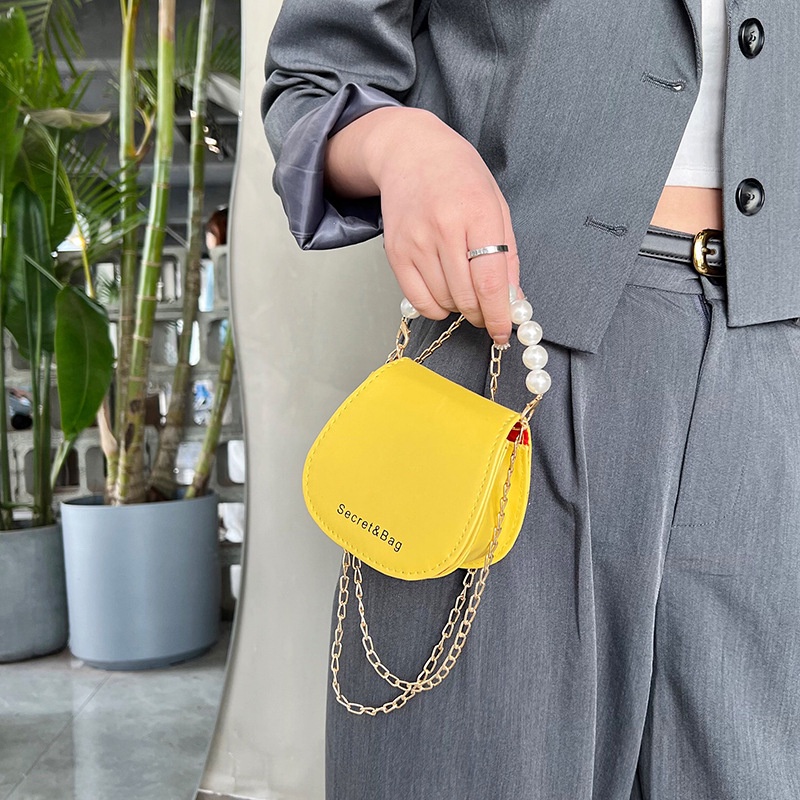 Jual Tas Mini Rantai Wanita - Tas Selempang Mutiara Mini - Tas Wanita ...