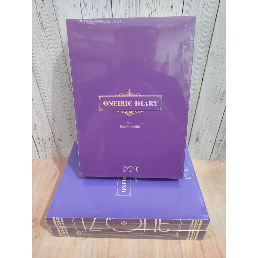 Jual [READY STOCK] ALBUM IZ*ONE-ONEIRIC DIARY SPECIAL EDITION ( 3D VER. ) + POSTER | Shopee ...
