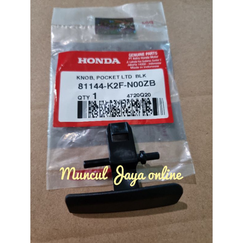 Jual 81144-K2F-N00ZB Knob Pocket Lid R seat New Honda Scoopy fi esp ...