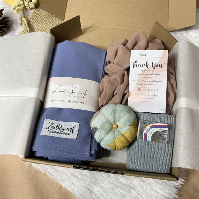 Jual HIJAB BOX EXCLUSIVE / MINI HAMPERS / GIFT BOX HIJAB / HAMPERS ...