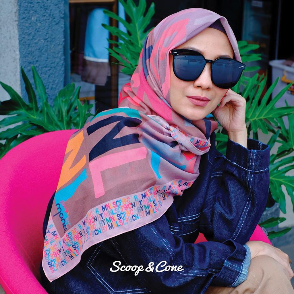 Jual scoope&cone Font Border Typo | Shopee Indonesia