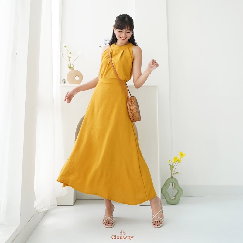 Jual CLOUWNY Setelan Wanita Marena Halter Set Skirt and Top Halter Neck ...