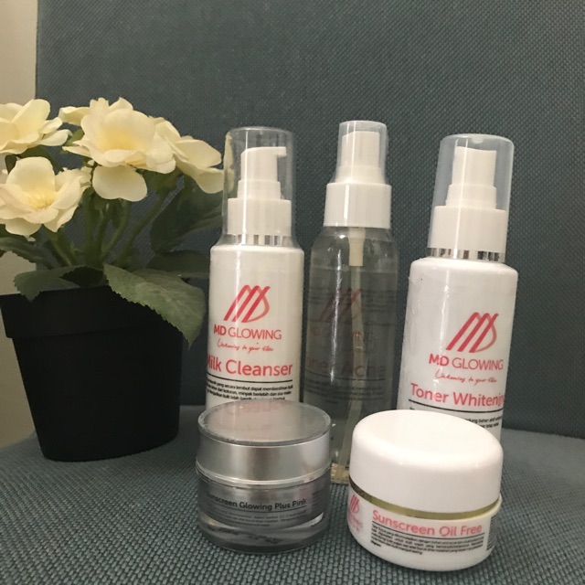 Jual MD GLOWING ( preloved ) | Shopee Indonesia